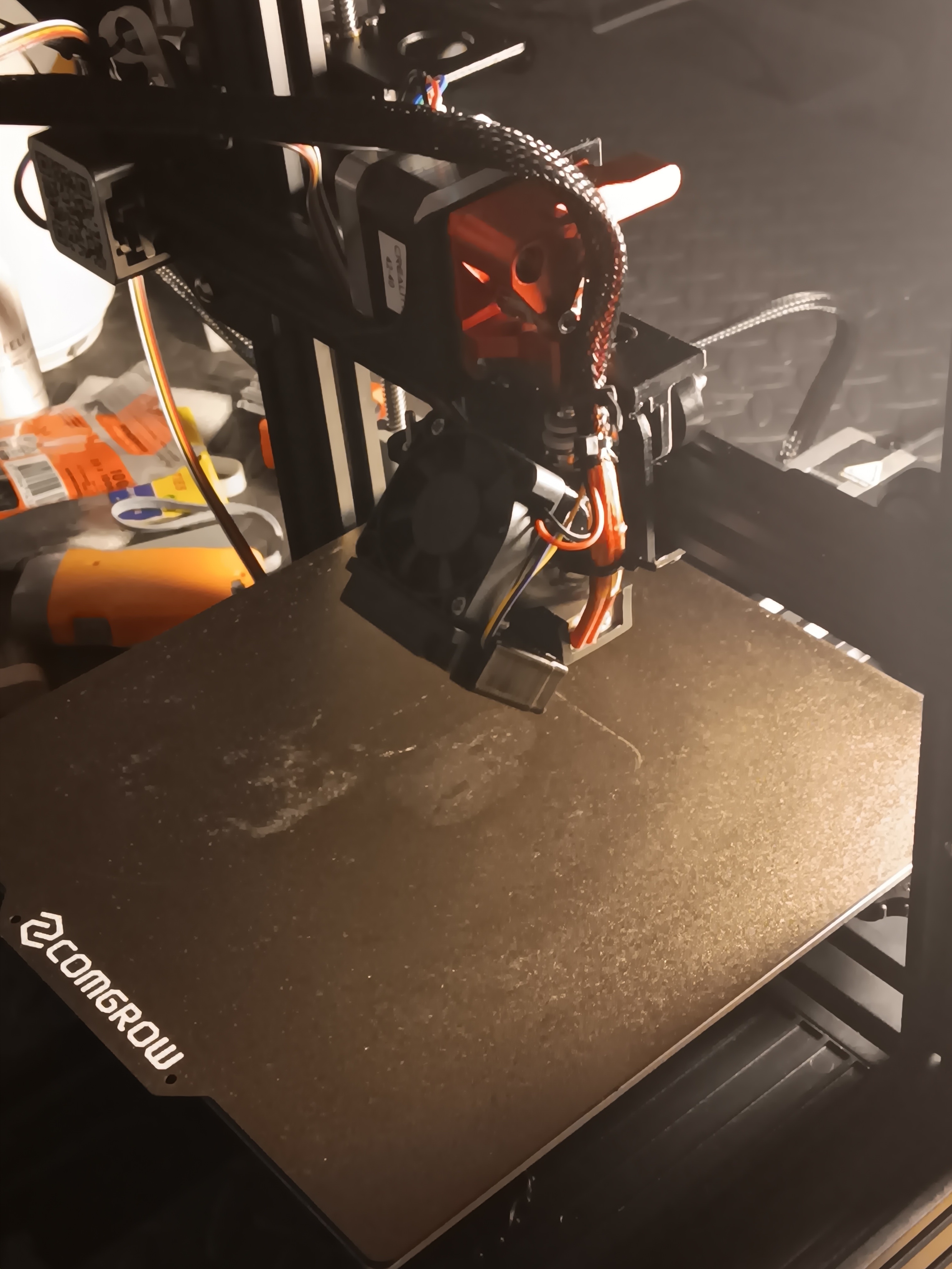 3D printing eB Fan Shroud - Remixed to use stock fan screws・Cults