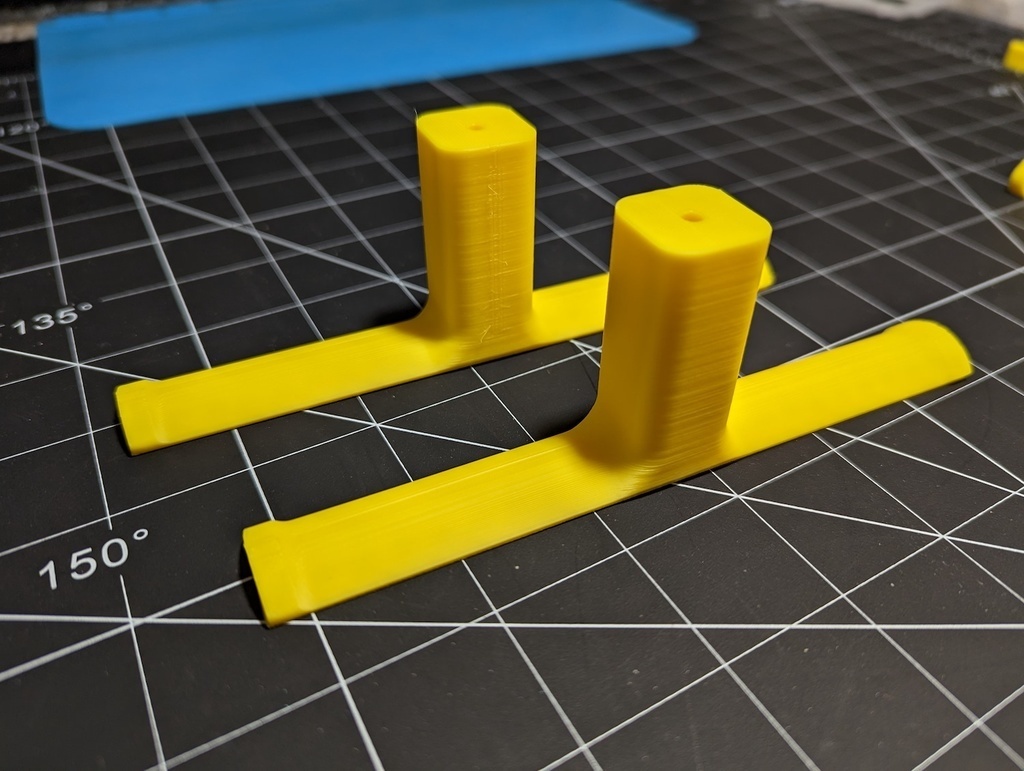 Free 3D file Tape Roll Hanger (thin version) 🏠 ・3D printing design to ...