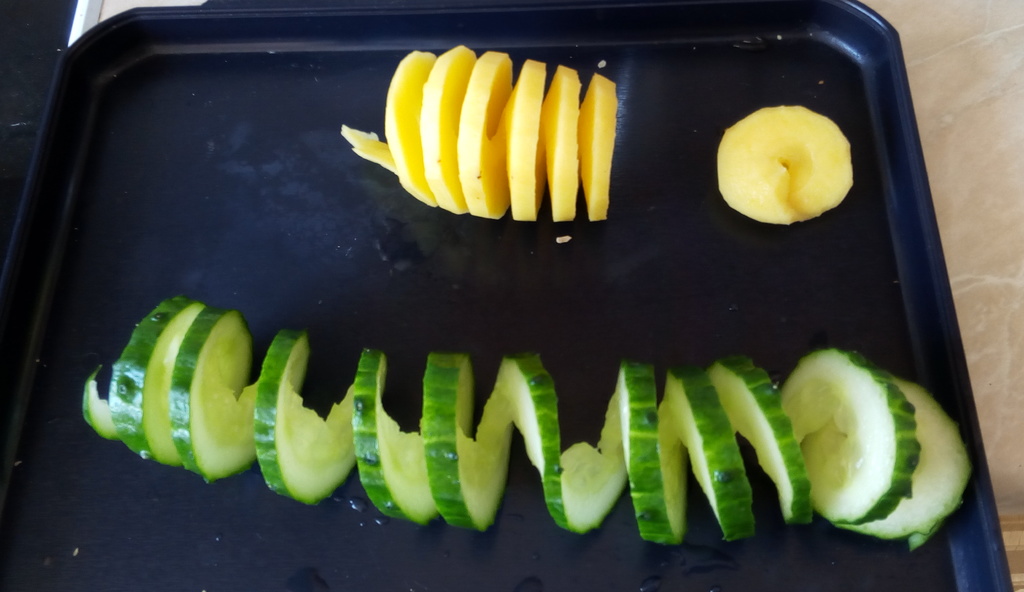 Бесплатный 3D файл Спиральный нож для фруктов и овощей v.1 🍽️ ・3D ...