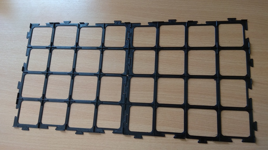 🎲 4x4 customizable Carcassonne tile grid・Free 3D File for ・Cults