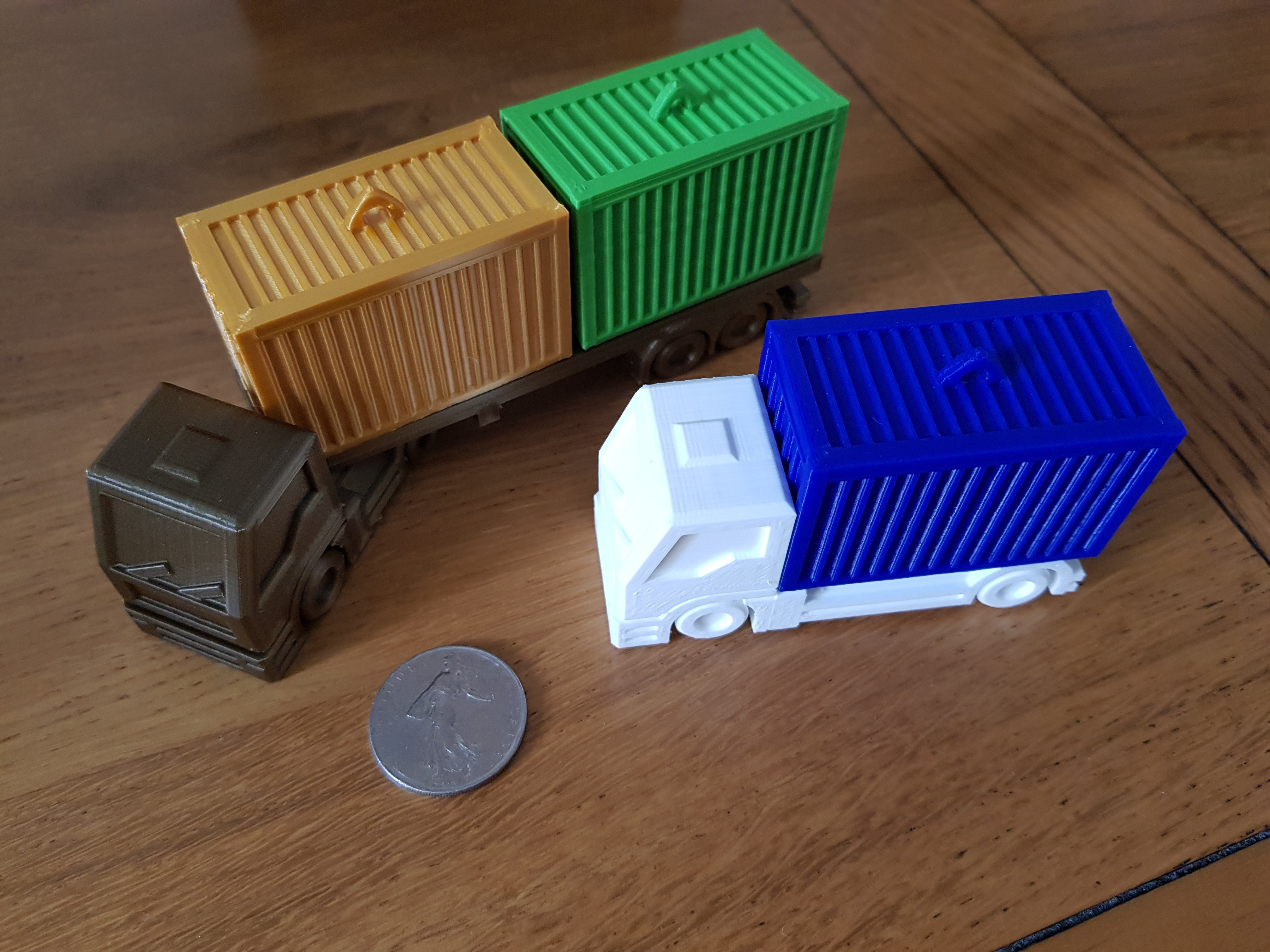 3D printable Trucks for my Container Ships・Cults