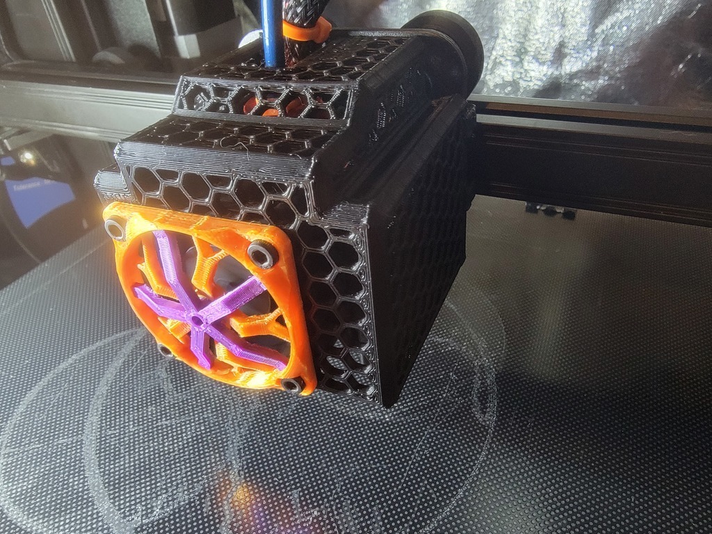 🧞‍♂️ Ender 3 v2 Neo hotend shroud for 4020 fan・Free 3D File for ・Cults