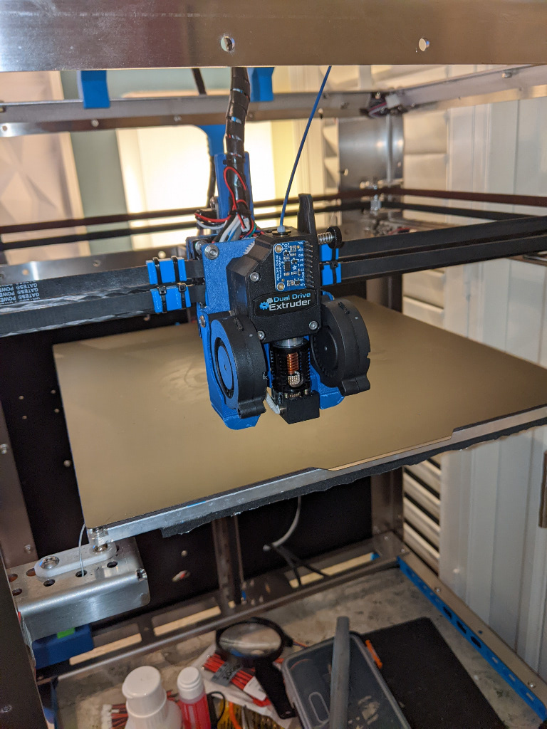 Free 3D file SK-Tank CF BMG Dual 5015s Mount 🔧・3D printer model to ...