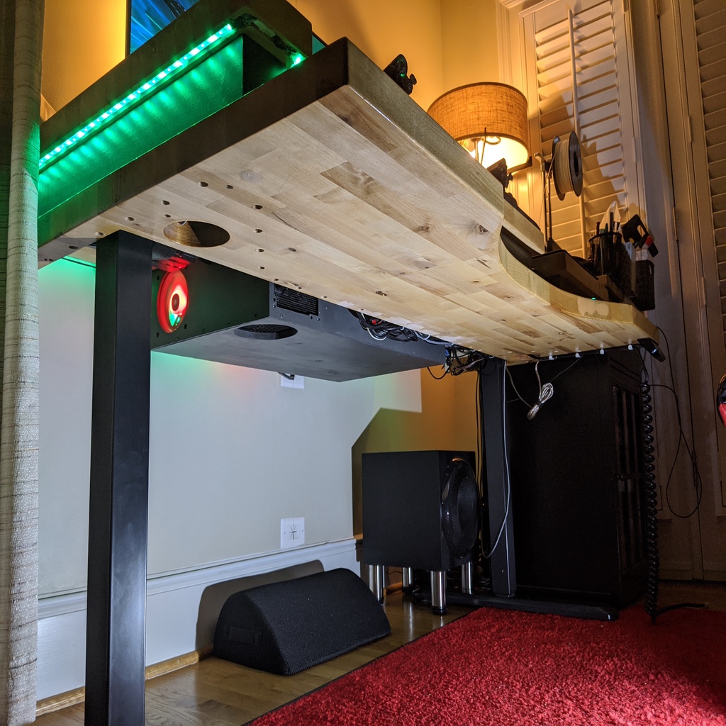 Fichier 3D gratuit Bureau PC style cockpit 🪑 ・Objet pour imprimante 3D ...