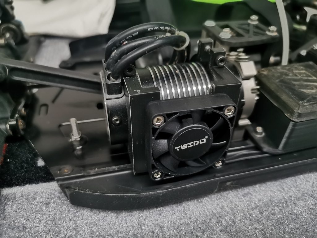 🚁 Brushless motor 40mm cooling fan holder・ 3D File for ・Cults