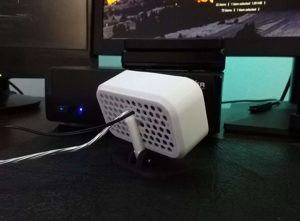 Free 3D file Mini speaker 🔉・3D print design to download・Cults