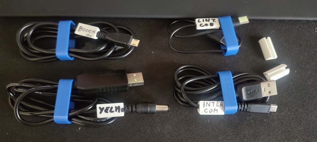 Free 3D file TPU simple snap cable tag 🔌・3D print model to download・Cults