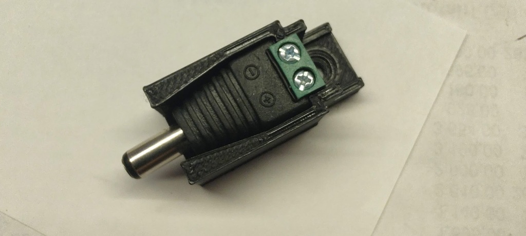 Free 3D file Dc plug holder 🔌・3D printing idea to download・Cults
