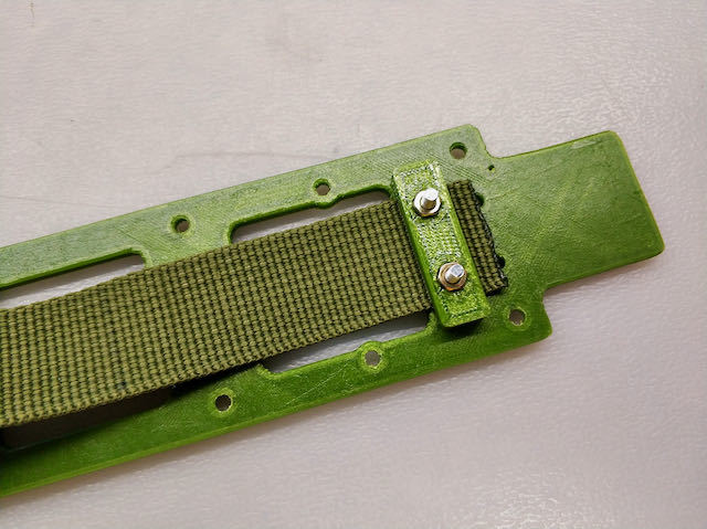 📶 Antenna relocator with MOLLE mount and integrated "tiger tail"・Free ...