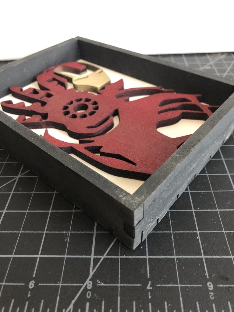👨 Lasercut Iron Man Shadow Box・Free 3D File for CNC machining - Laser ...
