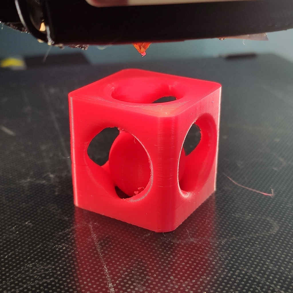 Free 3D file Ball in a cube 👽 ・3D print design to download・Cults