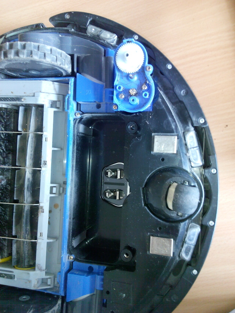 Free 3D file Roomba 500Series Side brush gear ⚙️ ・3D print design to ...