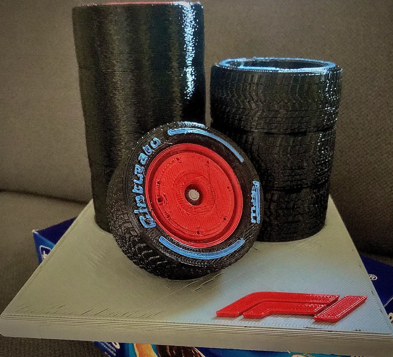 ️ F1 Tyre Pencil Holder・Free 3D File for ・Cults