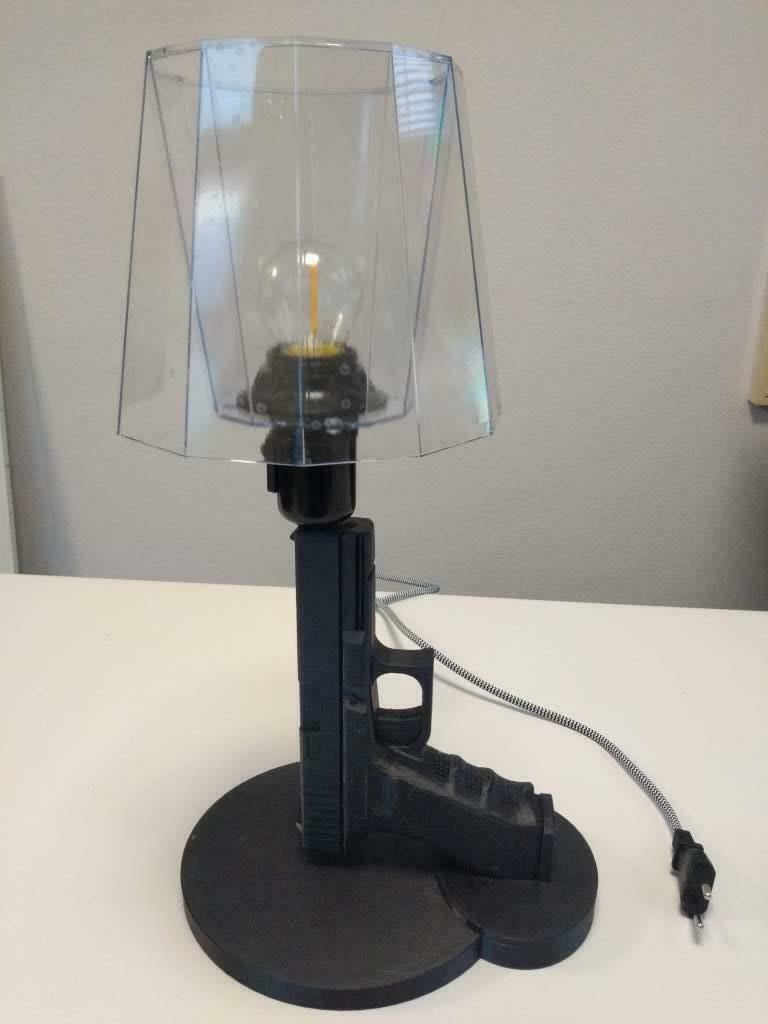 🔫 Glock Man cave table lamp・Free 3D File for ・Cults