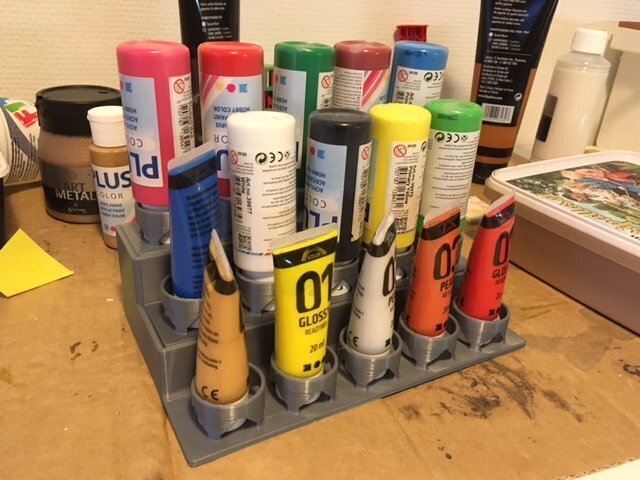 🎨 Paint stand: 60 ml and 20 ml, modifiable・Free 3D File for ・Cults