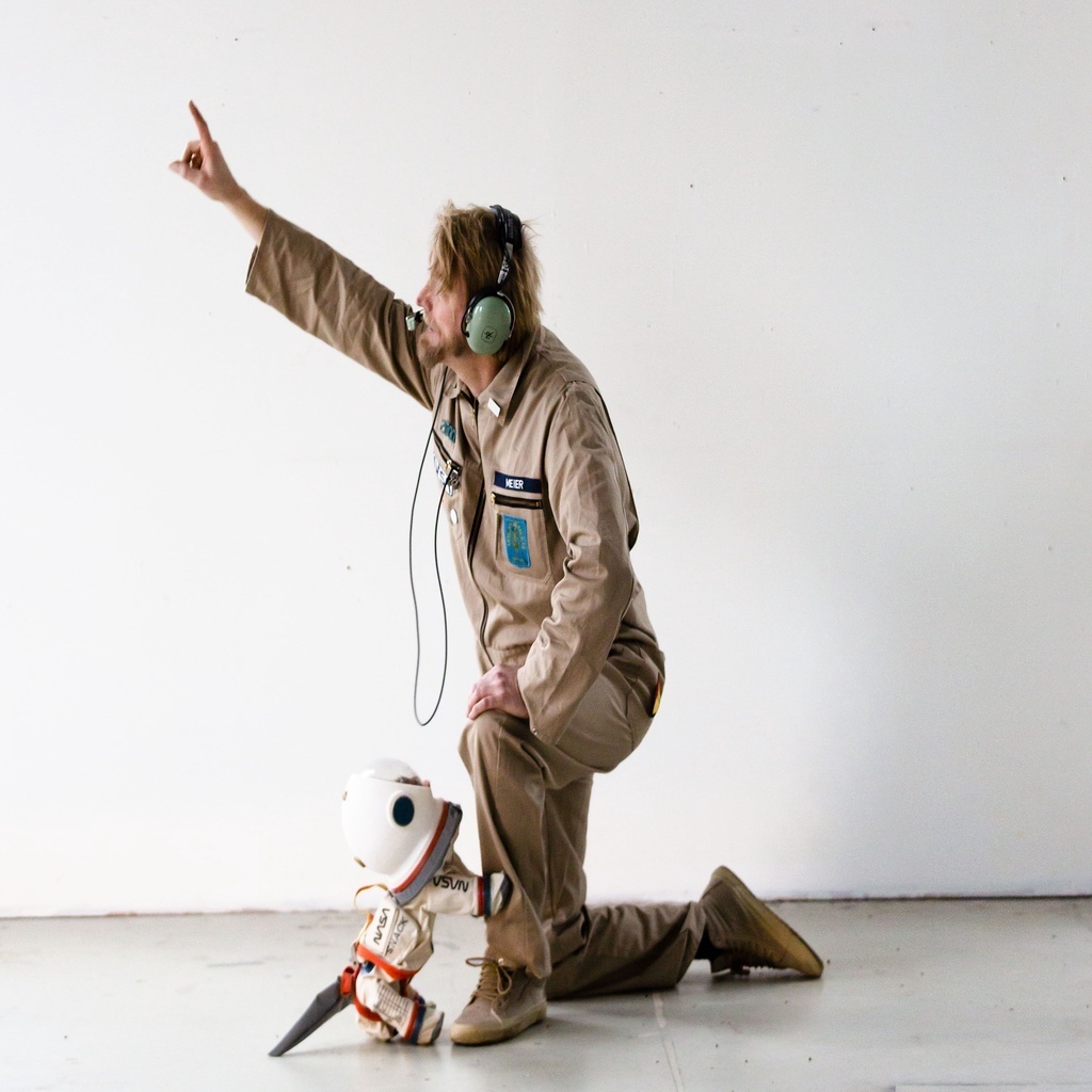 Free 3D file Spacesuit helmet for a… Yorkie 🪖 ・3D printer model to ...