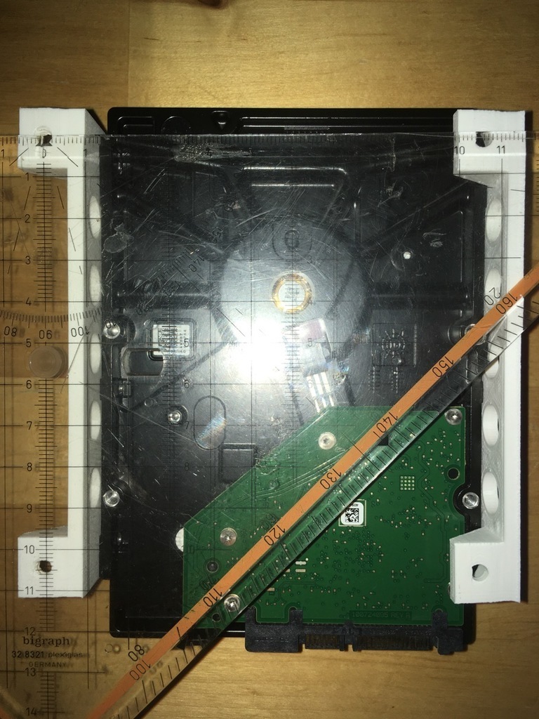 🖥️ 3.5" HDD mount at 120mm fan position・Free 3D File for ・Cults