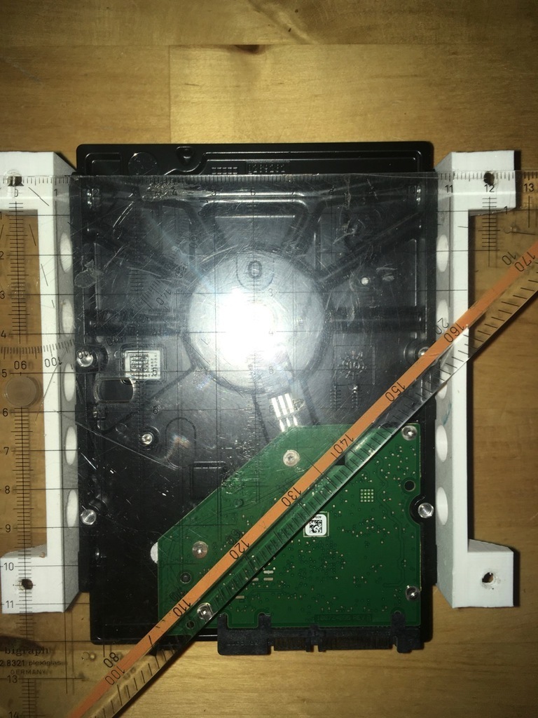 🖥️ 3.5" HDD mount at 120mm fan position・Free 3D File for ・Cults