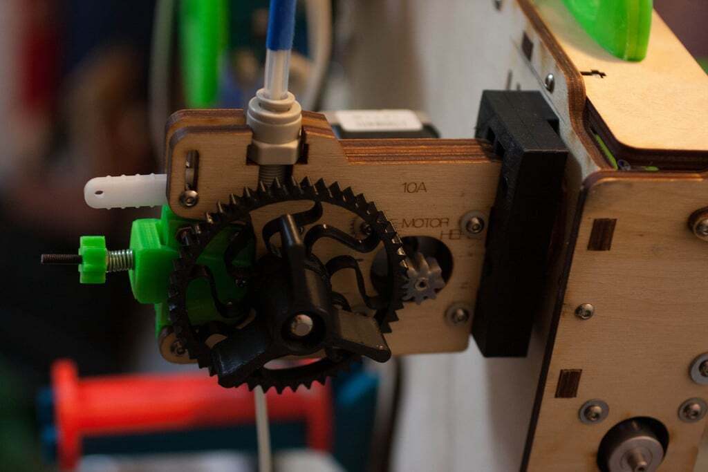 3D printable Ultimaker springy wheel・Cults