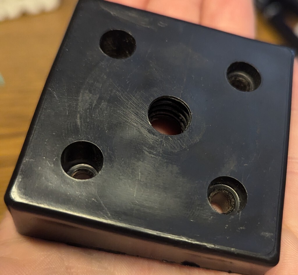 Free 3D file Stool Leg Mount Bracket Attachment Connector 🦵 ・Object to ...