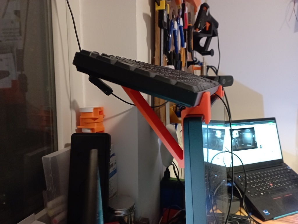Free 3D file Lenovo 27" Monitor Keyboard Hanger ⌨️ ・Object to download ...