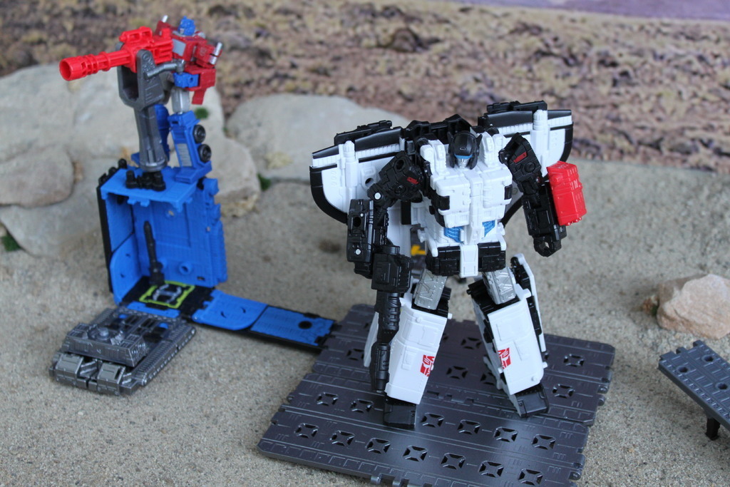 🚆 Train Track Ramp for Transformers Galaxy Shuttle / Astrotrain・Free ...