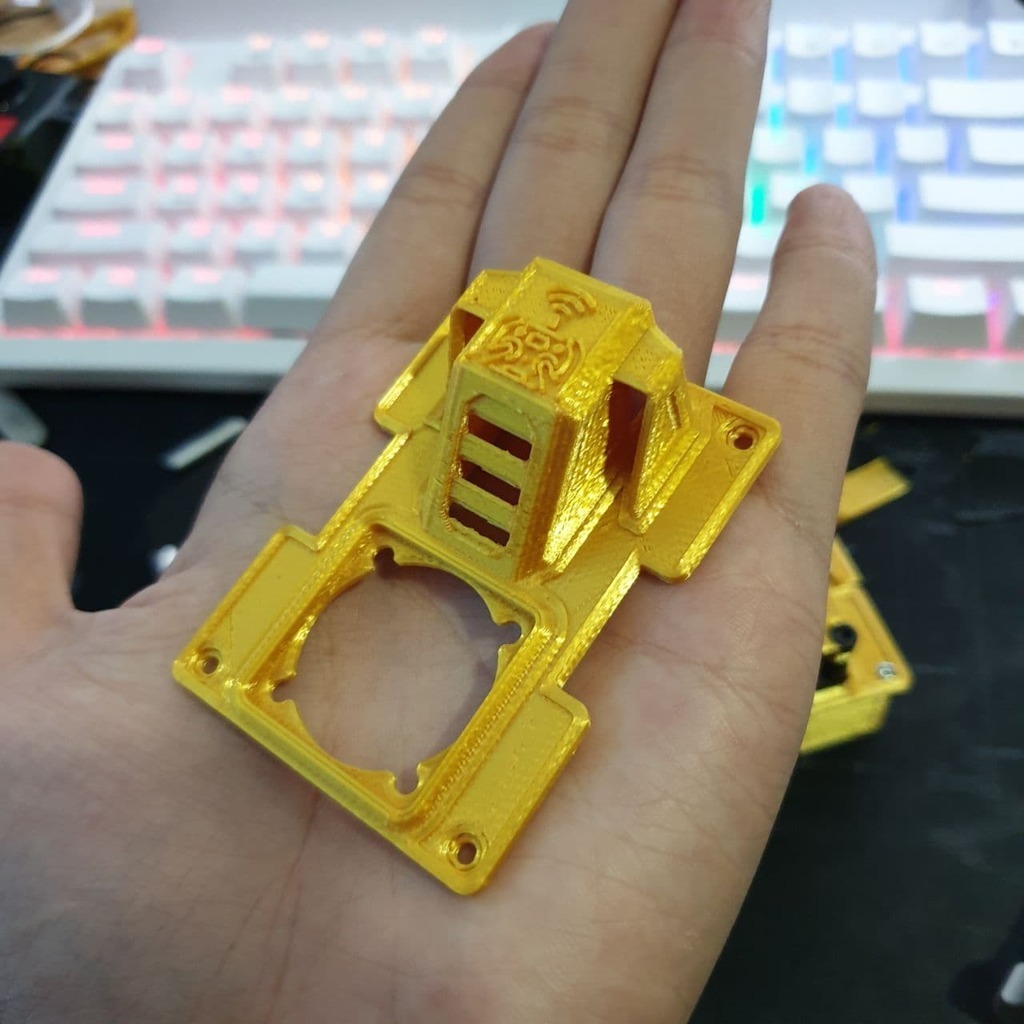 Archivo 3D gratuito ExpressLRS JR cubierta de la bahía con 25mm Fan mod ...
