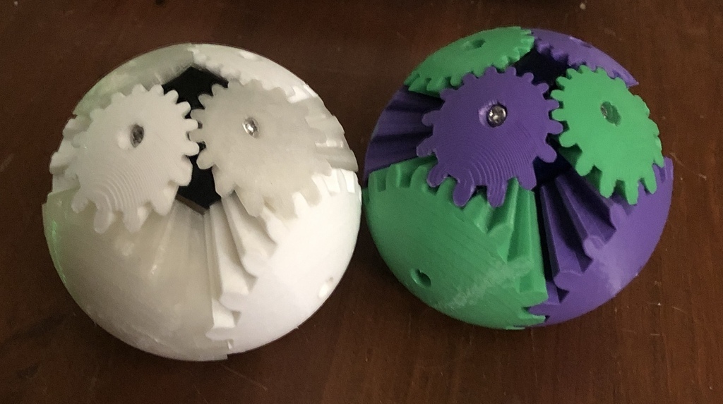 🎲 Gearball using Screws・Free STL File for 3D printing・Cults