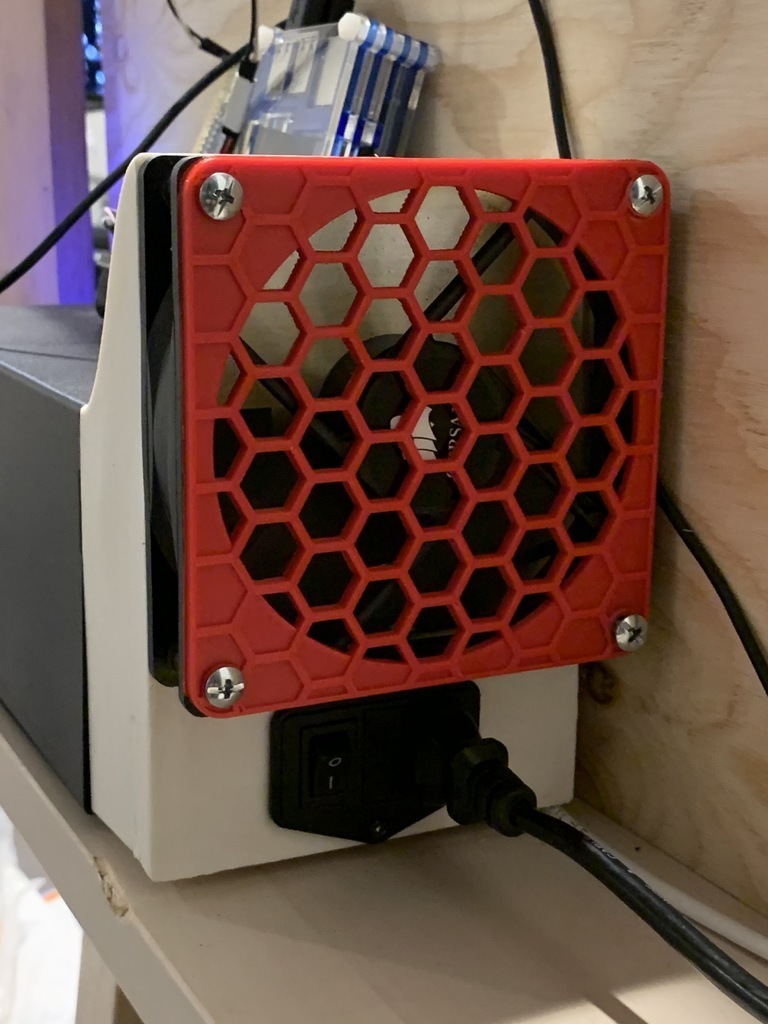 Free 3D file Monoprice/Wanhao Select v2 120 mm Fan adapter Rear Power 🔧 ...