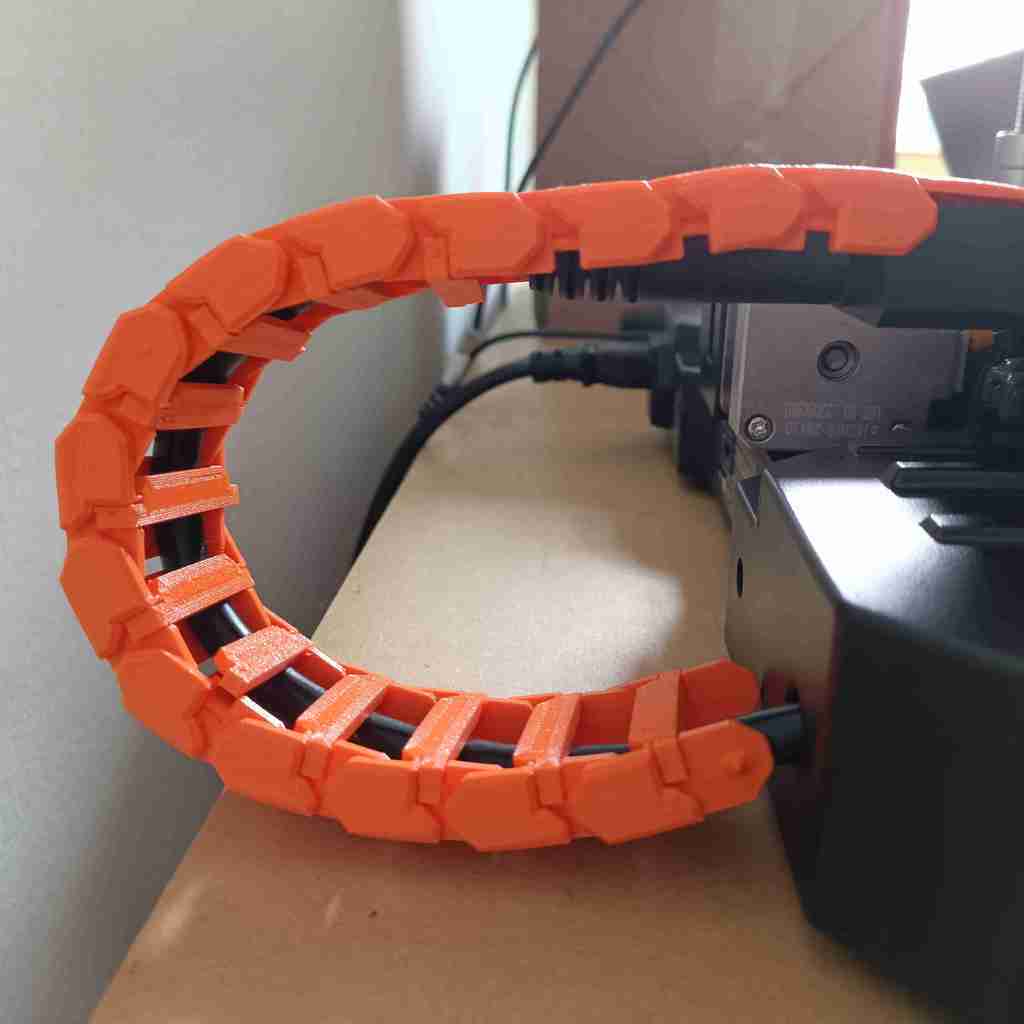 🔌 Ender 3 S1 Pro - Heat Cable Chain・Free 3D File for ・Cults