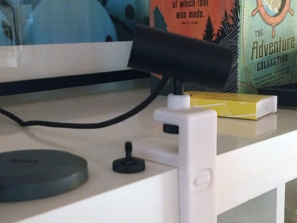 Free 3D file Oculus Rift sensor mount for Ikea Expedit shelving unit or ...