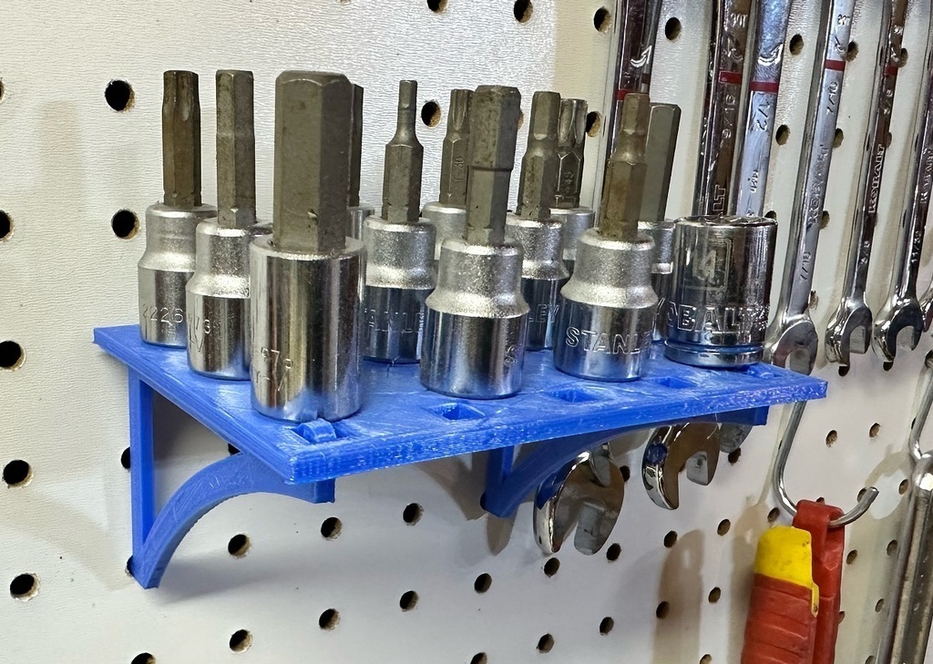 🏠 Pegboard Bracket with Interchangeable Socket Trays・Free 3D File for ・Cults