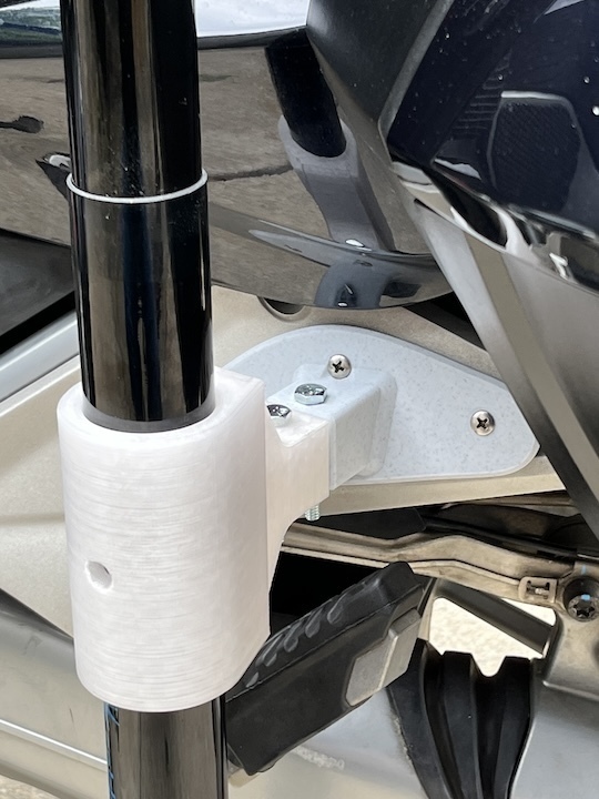 🧑‍🔧 BMW R1200RT Accessory Mount・Free 3D File for ・Cults
