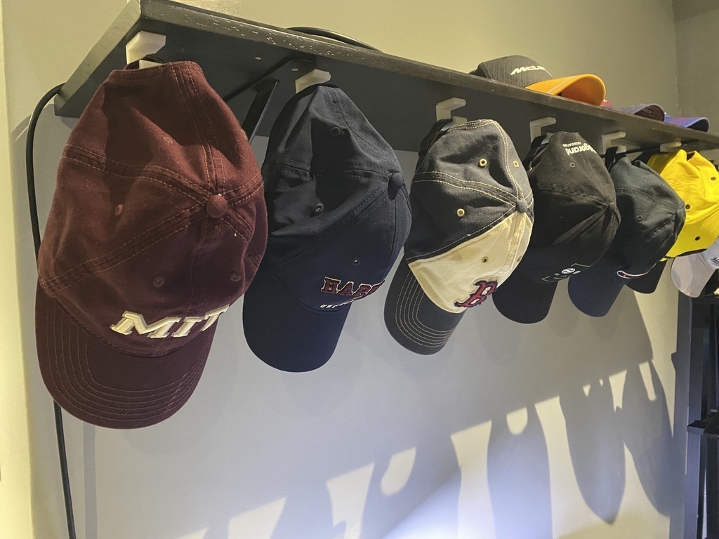 Free 3D file Hat Hook 🎩 ・3D printing design to download・Cults