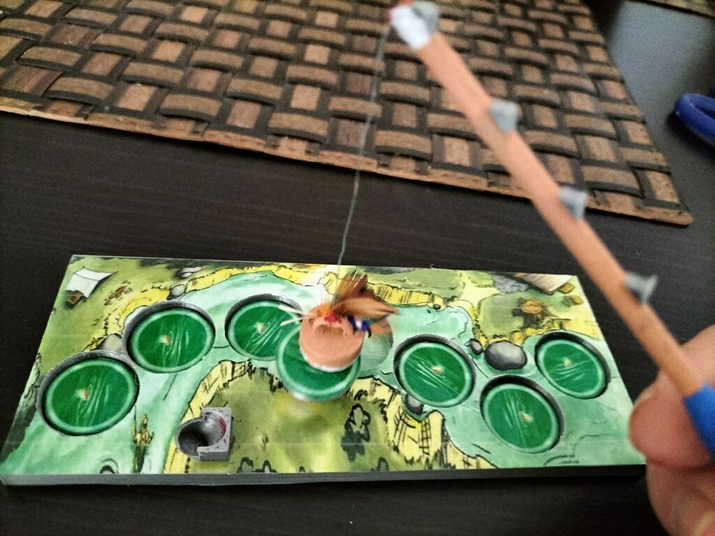 Fichier 3D gratuit Mouche d'eau douce Tokens Strike 🧞‍♂️・Modèle ...