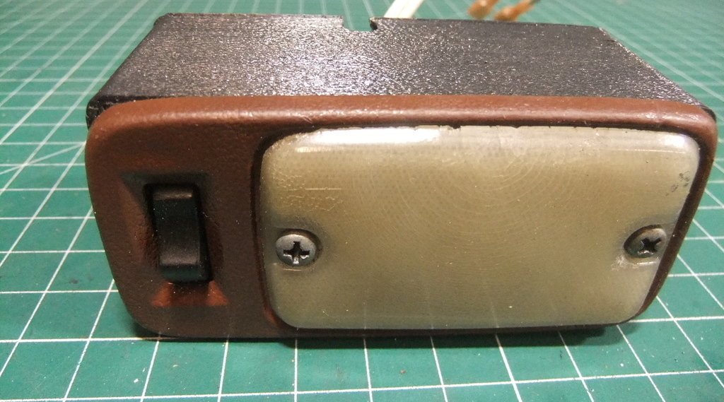 Free STL file 1st Gen Toyota 4Runner Deck Light Housing 🥇 ・Object to ...