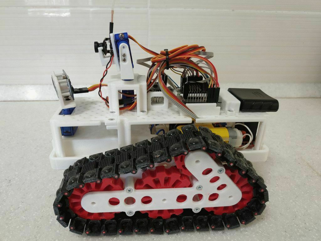 Free STL file Self-propelled remote-controlled crawler platform with delta caterpillars. 🐛 ...
