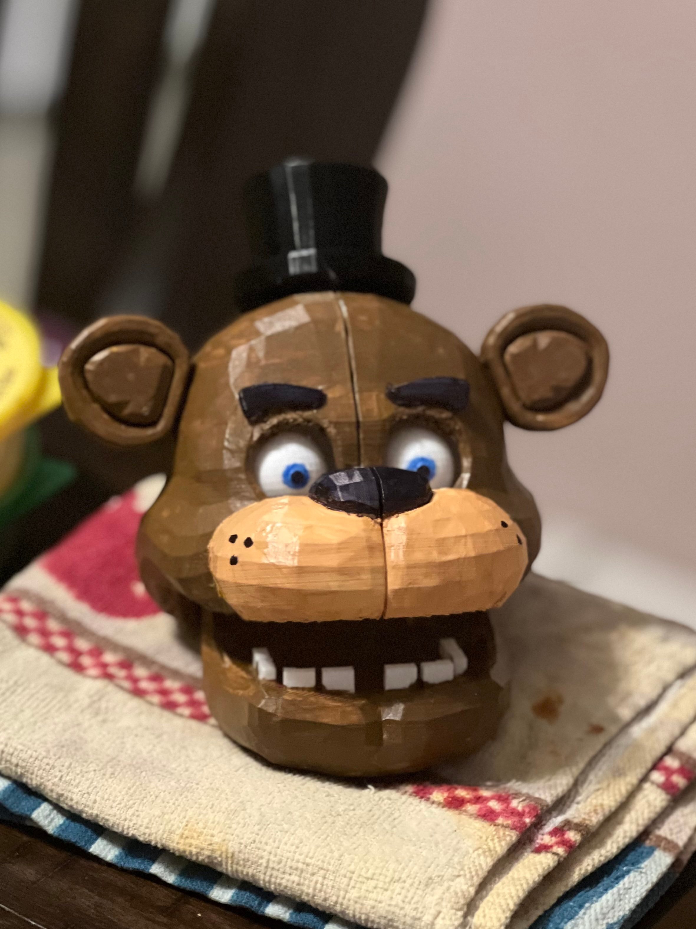 3D printing Freddy Fazbear head with articulated eyes and jaw・Cults