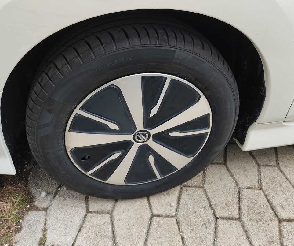 Free 3D file Nissan LEAF gen2 16" wheel aero covers 🛞 ・3D print object ...