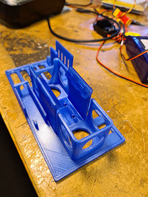 🔋 Avios C-130 Hercules battery & accessory tray・Free 3D File for ・Cults