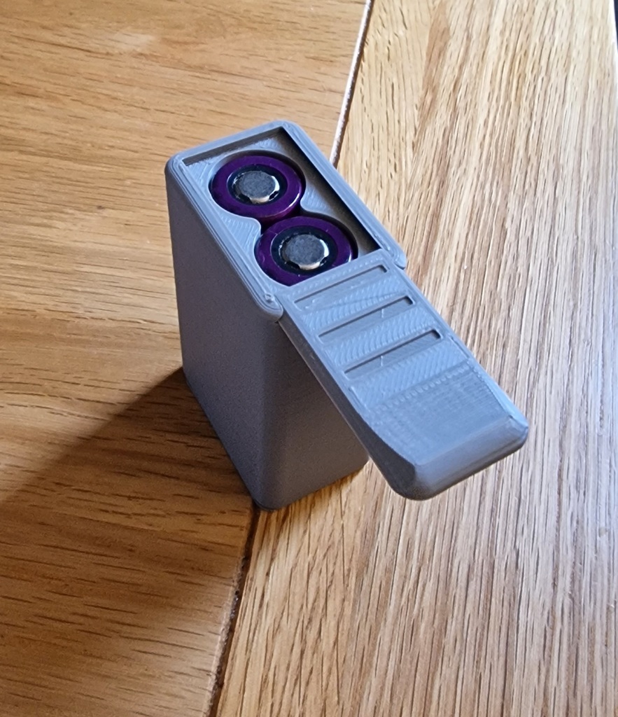 STL file Dual 18650 Battery Holder 🔋・3D printer model to download・Cults