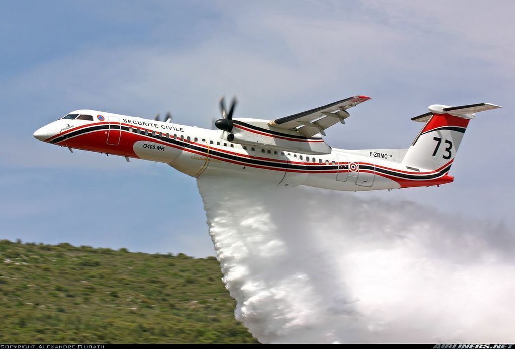 💨 Dash 8 Q400 waterbomber・Free 3D File for ・Cults