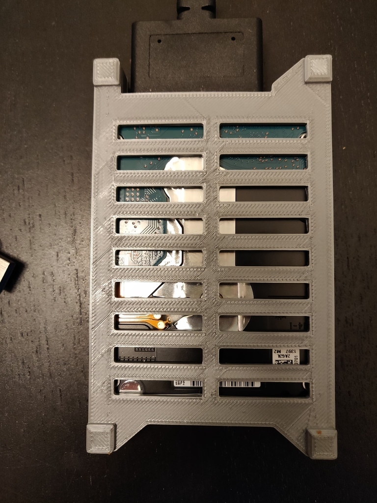 Free 3D file 2.5 inch Hard Drive Case or Enclosure 🖥️ ・3D printer ...