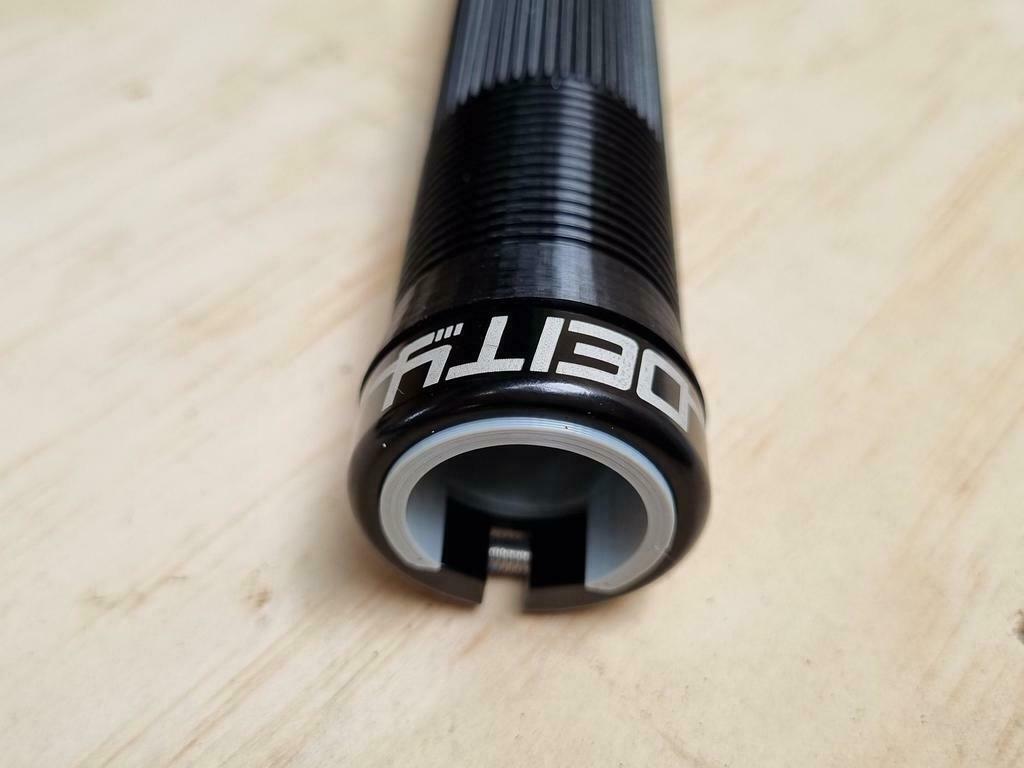 🚲 Custom MTB Bike Grips・Free STL File for 3D printing・Cults