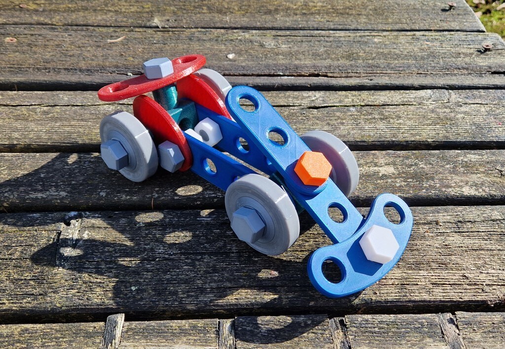 Free 3D file Modular Building Kit for Kids: Screws and Profiles for a ...