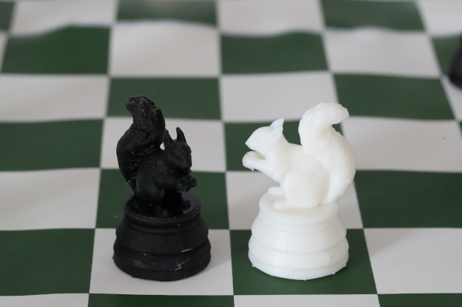 3D printed Chess squirrel・Cults