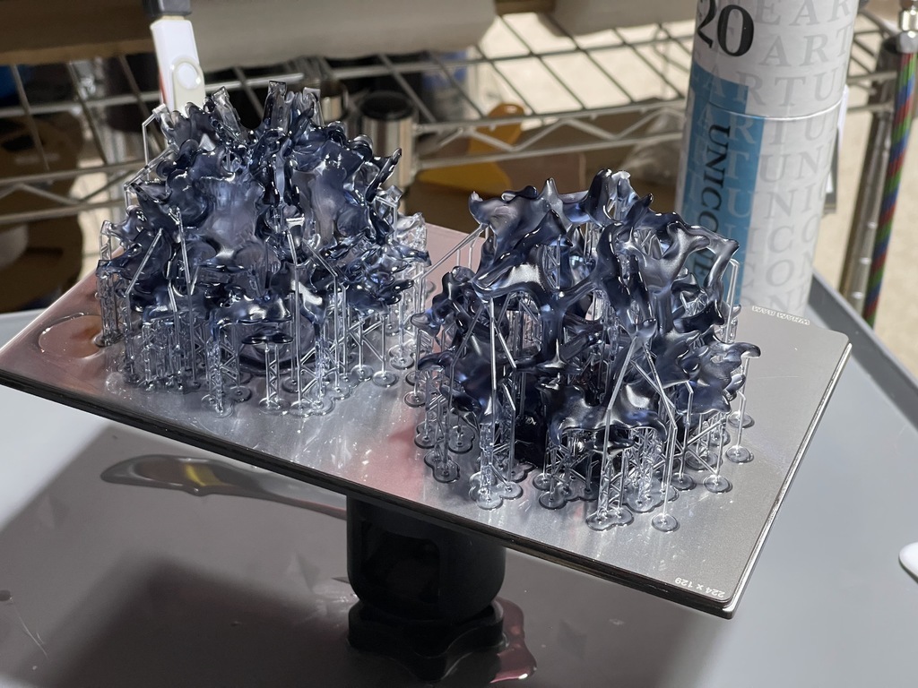 Archivo STL gratis Árbol de tarjetas SD/microSD Funky 🔌 (STEP)・Diseño ...