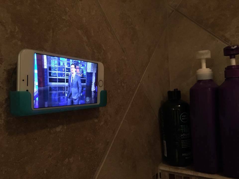 📱 iPhone Holder for the shower・Free 3D File for ・Cults