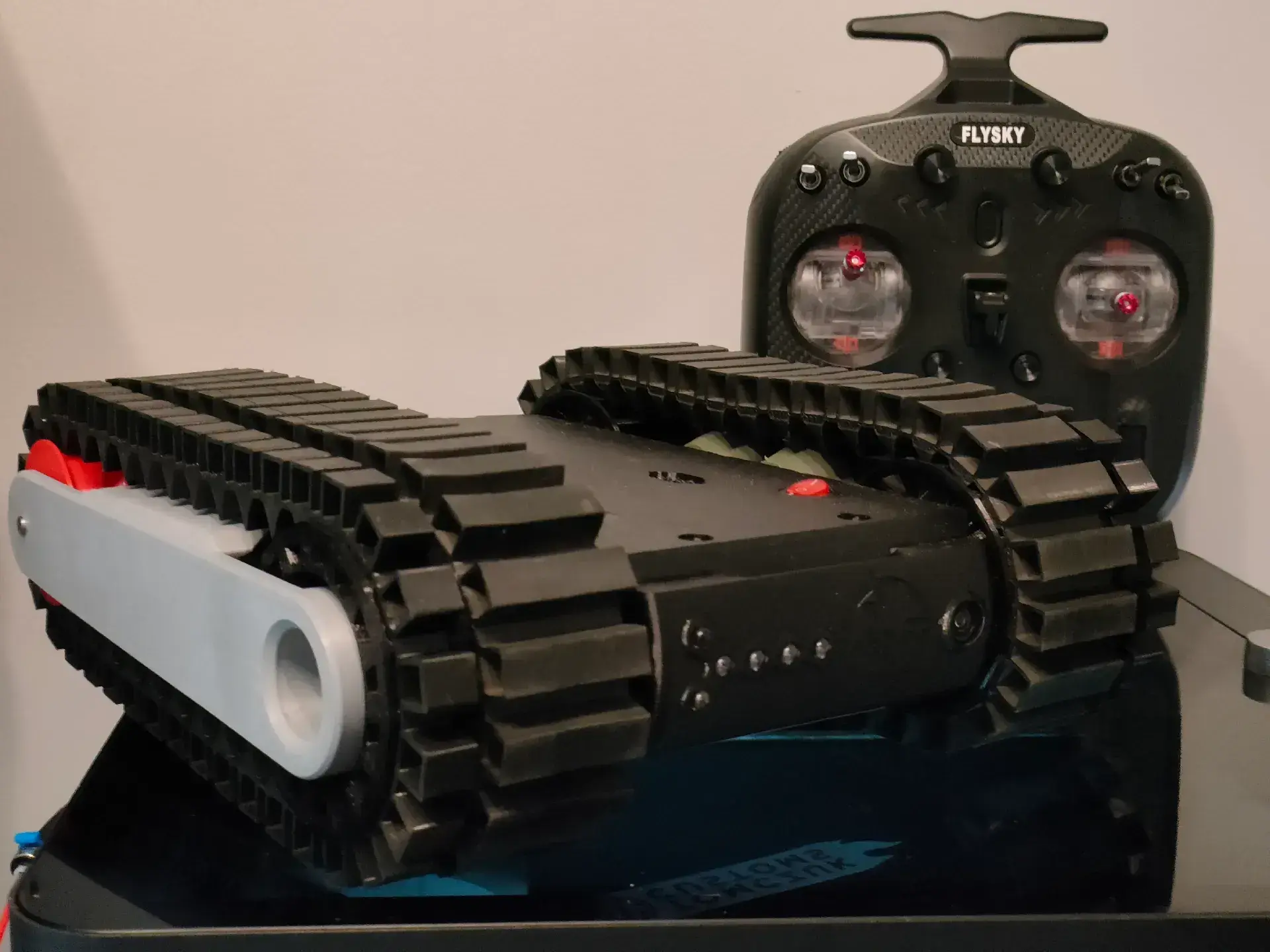 📷 Awesome ReconBot. RC Camera. IT CAN CLIMB STAIRS!!・Free 3D File for ...