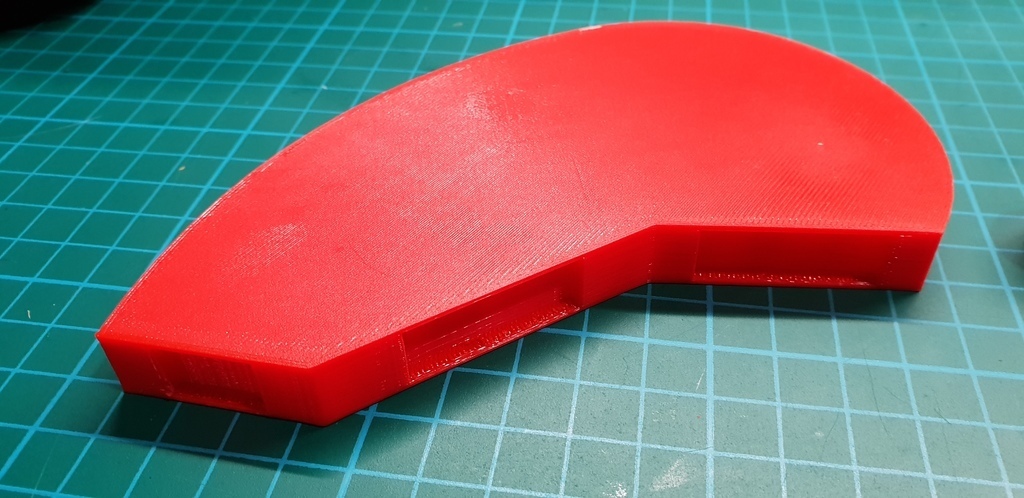 Free 3D file Magnet broken heart 🧲 ・Design to download and 3D print・Cults